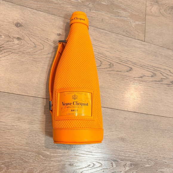 Veuve Clicquot | Bags | Cooler Bag Veuve Clicquot Champagne Bottle ...